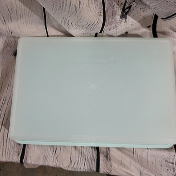 Tupperware | Kitchen | Vintage Tupperware Clear Rectangle 9 X 3 Cake ...